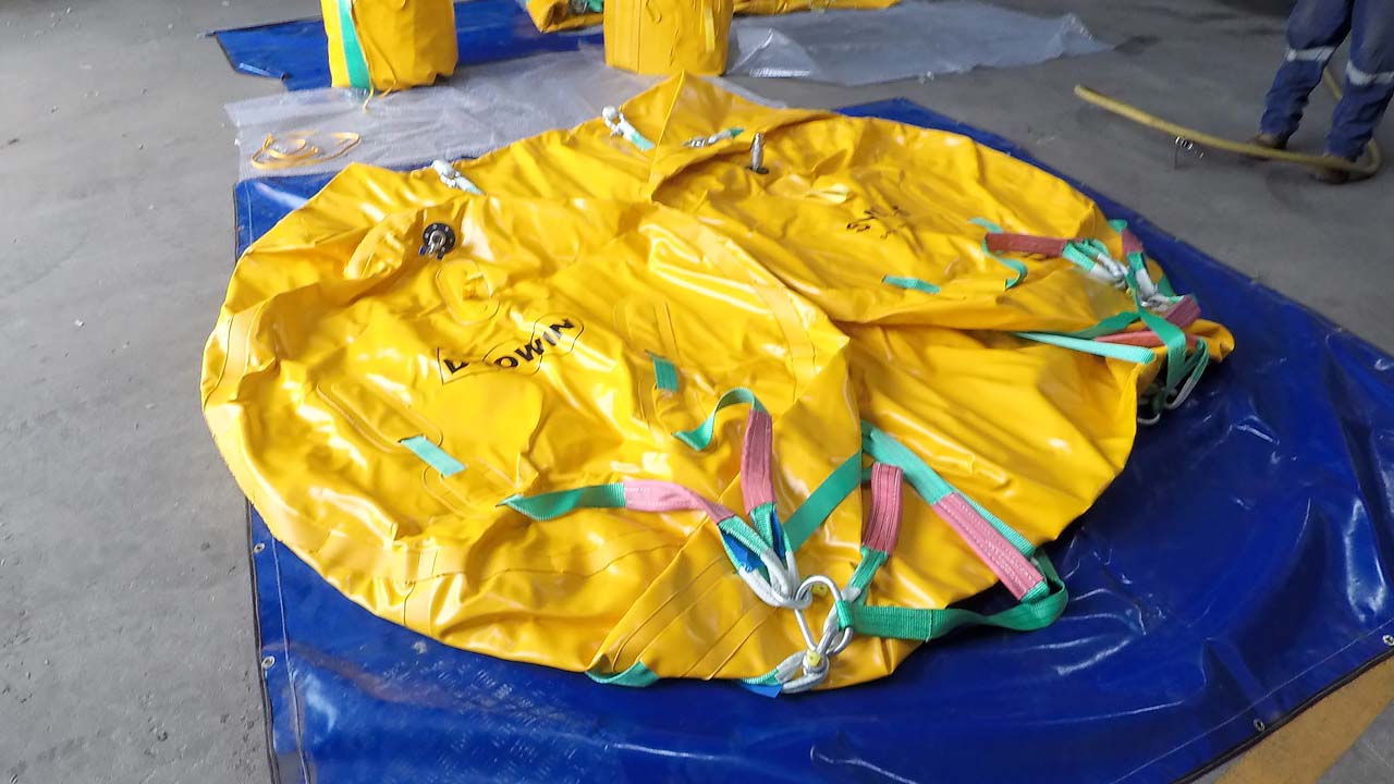 Underwater Air Lift Bags | Commercial Diving Services | Australia