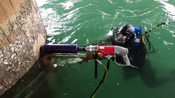 Underwater Pressure Blasting | Commercial Diving Services | Australia